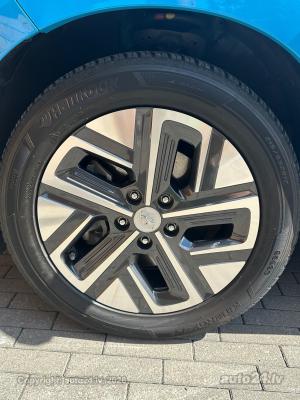 Zils Hyundai Kona 2023 Tallina, ar dzinēja tilpumu 0.00 L un nobraukumu 45 tūkst. km par 23000 €, foto 7 vietnē AUTOMOTO.COM.LV
