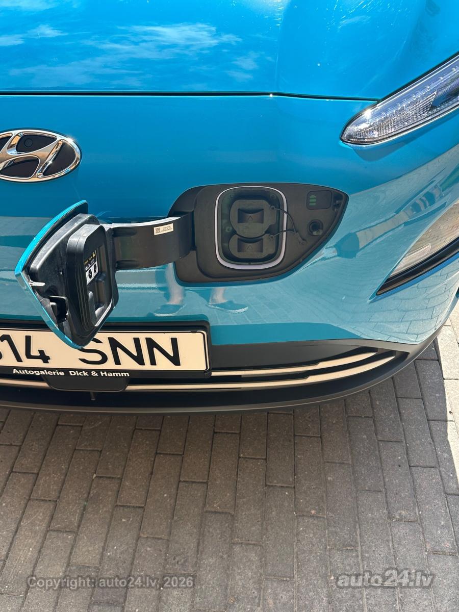 Zils Hyundai Kona 2023 Tallina, ar dzinēja tilpumu 0.00 L un nobraukumu 45 tūkst. km par 23000 €, foto 8 vietnē AUTOMOTO.COM.LV
