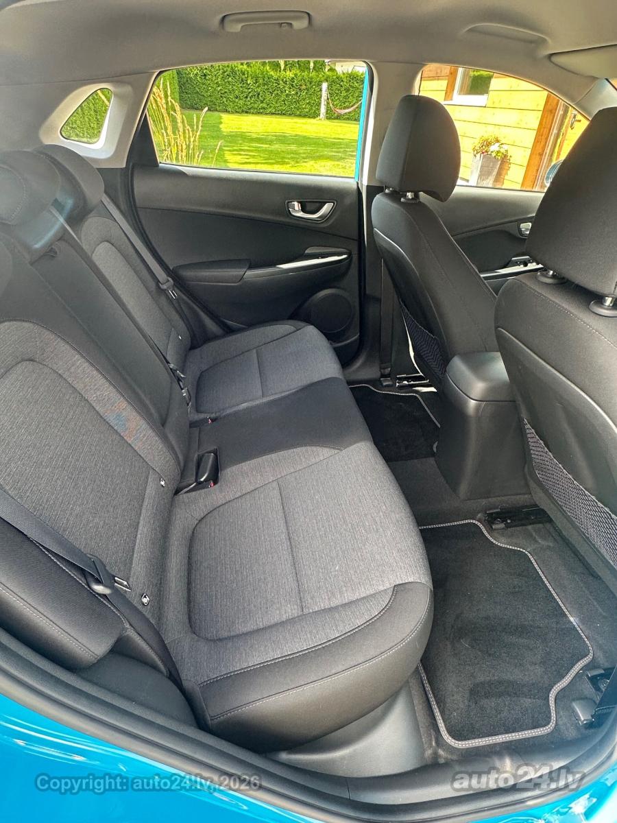 Zils Hyundai Kona 2023 Tallina, ar dzinēja tilpumu 0.00 L un nobraukumu 45 tūkst. km par 23000 €, foto 11 vietnē AUTOMOTO.COM.LV