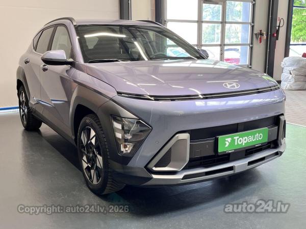 Blue Hyundai Kona 2024 in Tallinn, with an engine capacity of 1.60 L and mileage of 11 thousand km for 29900 €, photo 2 on AUTOMOTO.COM.LV
