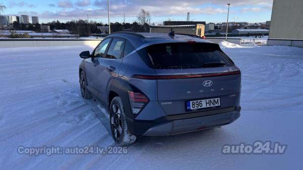 Blue Hyundai Kona 2024 in Tallinn, with an engine capacity of 1.60 L and mileage of 9 thousand km for 29500 €, photo 3 on AUTOMOTO.COM.LV
