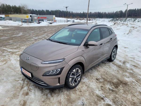 Brūns Hyundai Kona 2022 Viļņa, ar dzinēja tilpumu 0.00 L un nobraukumu 50 tūkst. km par 15999 €, foto 2 vietnē AUTOMOTO.COM.LV