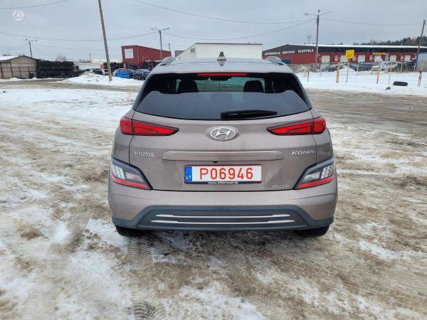 Brūns Hyundai Kona 2022 Viļņa, ar dzinēja tilpumu 0.00 L un nobraukumu 50 tūkst. km par 15999 €, foto 5 vietnē AUTOMOTO.COM.LV