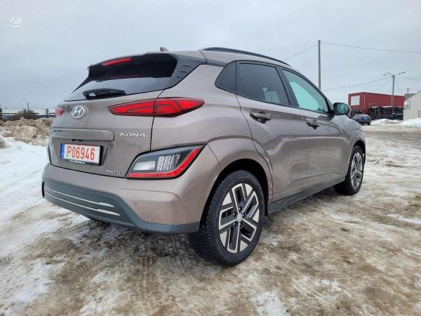 Brūns Hyundai Kona 2022 Viļņa, ar dzinēja tilpumu 0.00 L un nobraukumu 50 tūkst. km par 15999 €, foto 6 vietnē AUTOMOTO.COM.LV