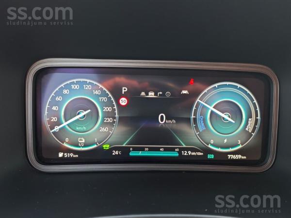 Brown Hyundai Kona 2022 in Liepaja, with an engine capacity of 1.60 L and mileage of 78 thousand km for 24900 €, photo 3 on AUTOMOTO.COM.LV