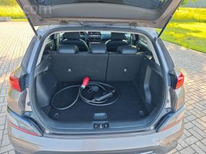Brown Hyundai Kona 2022 in Liepaja, with an engine capacity of 1.60 L and mileage of 78 thousand km for 24900 €, photo 14 on AUTOMOTO.COM.LV