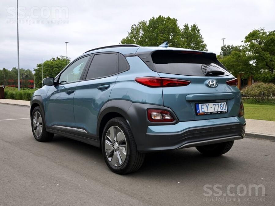 Hyundai Kona 2020 in Riga, with an engine capacity of 0.00 L and mileage of 159 thousand km for 15800 €, photo 4 on AUTOMOTO.COM.LV