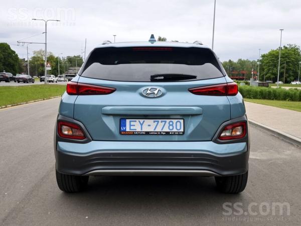 Hyundai Kona 2020 in Riga, with an engine capacity of 0.00 L and mileage of 159 thousand km for 15800 €, photo 4 on AUTOMOTO.COM.LV