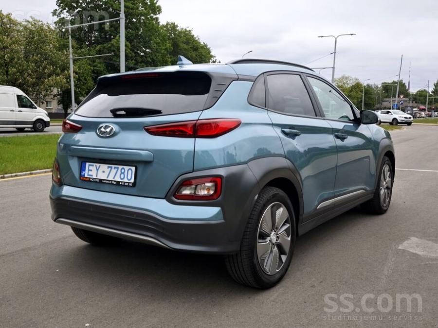 Hyundai Kona 2020 in Riga, with an engine capacity of 0.00 L and mileage of 159 thousand km for 15800 €, photo 6 on AUTOMOTO.COM.LV