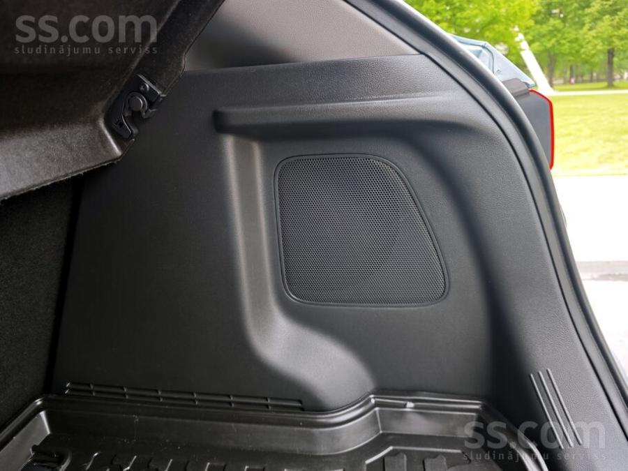 Hyundai Kona 2020 in Riga, with an engine capacity of 0.00 L and mileage of 159 thousand km for 15800 €, photo 22 on AUTOMOTO.COM.LV
