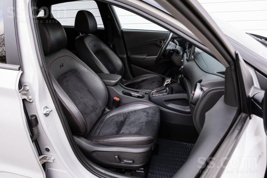 Hyundai Kona 2021 in Riga, with an engine capacity of 1.60 L and mileage of 66 thousand km for 20950 €, photo 6 on AUTOMOTO.COM.LV