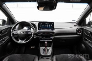 Hyundai Kona 2021 in Riga, with an engine capacity of 1.60 L and mileage of 66 thousand km for 20950 €, photo 8 on AUTOMOTO.COM.LV