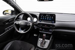 Hyundai Kona 2021 in Riga, with an engine capacity of 1.60 L and mileage of 66 thousand km for 20950 €, photo 9 on AUTOMOTO.COM.LV