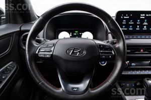 Hyundai Kona 2021 in Riga, with an engine capacity of 1.60 L and mileage of 66 thousand km for 20950 €, photo 24 on AUTOMOTO.COM.LV