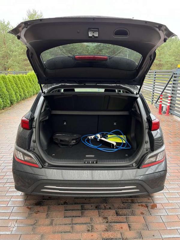 Hyundai Kona 2021 in Druskininkai, with an engine capacity of 0.00 L and mileage of 122 thousand km for 26983 €, photo 5 on AUTOMOTO.COM.LV