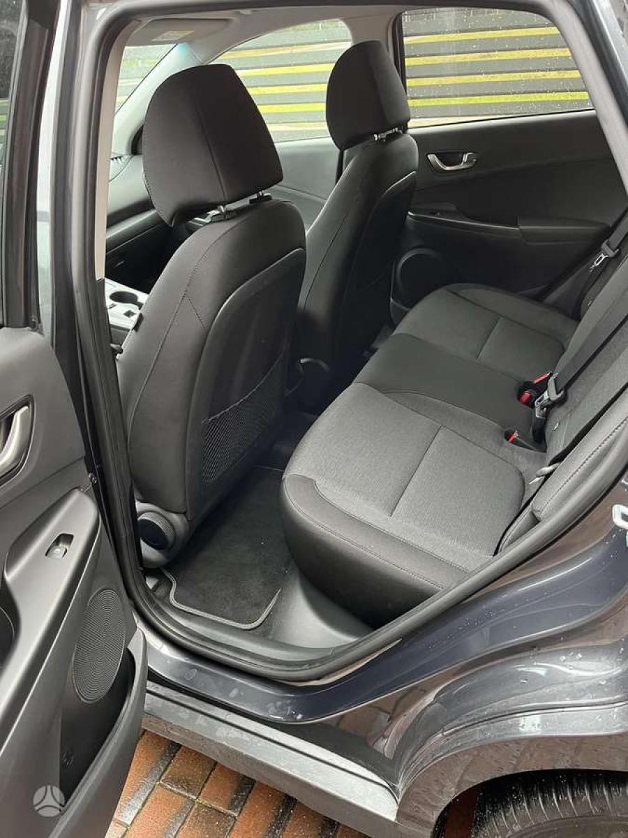 Hyundai Kona 2021 in Druskininkai, with an engine capacity of 0.00 L and mileage of 122 thousand km for 26983 €, photo 10 on AUTOMOTO.COM.LV