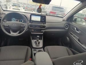 Hyundai Kona 2023 in Vilnius, with an engine capacity of 1.58 L and mileage of 14 thousand km for 19500 €, photo 4 on AUTOMOTO.COM.LV