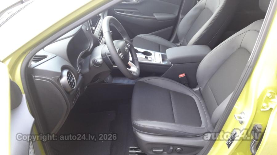 Zaļš Hyundai Kona 2020 Tallina, ar dzinēja tilpumu 0.00 L un nobraukumu 170 tūkst. km par 15500 €, foto 3 vietnē AUTOMOTO.COM.LV