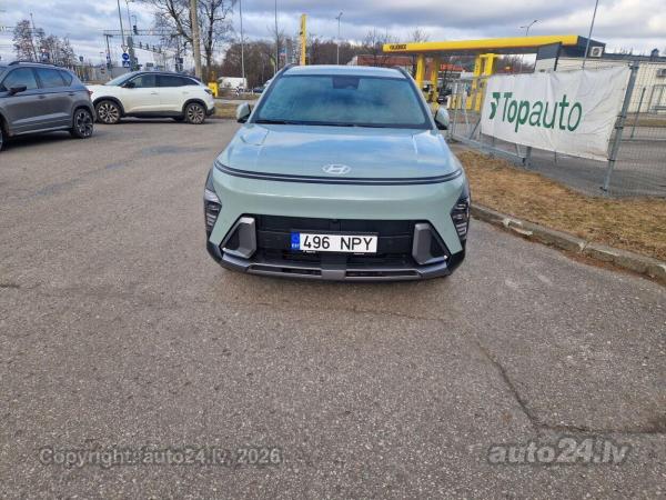 Green Hyundai Kona 2024 in Parnu, with an engine capacity of 1.60 L and mileage of 13 thousand km for 34550 €, photo 2 on AUTOMOTO.COM.LV
