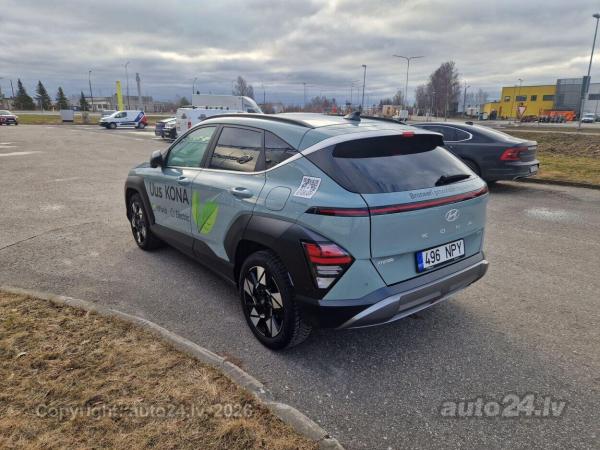 Green Hyundai Kona 2024 in Parnu, with an engine capacity of 1.60 L and mileage of 13 thousand km for 34550 €, photo 6 on AUTOMOTO.COM.LV