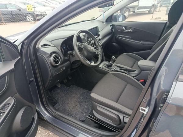 Pelēks Hyundai Kona 2017 Marijampole, ar dzinēja tilpumu 1.00 L un nobraukumu 66 tūkst. km par 8100 €, foto 6 vietnē AUTOMOTO.COM.LV