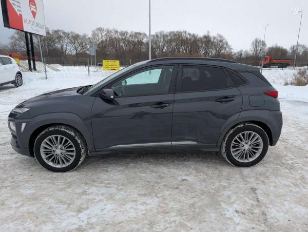 Grey Hyundai Kona 2018 in Taurage, with an engine capacity of 1.60 L and mileage of 113 thousand km for 11200 €, photo 8 on AUTOMOTO.COM.LV