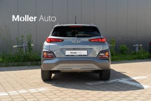 Grey Hyundai Kona 2018 in Vilnius, with an engine capacity of 1.60 L and mileage of 82 thousand km for 11950 €, photo 6 on AUTOMOTO.COM.LV