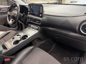 Pelēks Hyundai Kona 2019 Rīga, ar dzinēja tilpumu 0.00 L un nobraukumu 93 tūkst. km par 17900 €, foto 15 vietnē AUTOMOTO.COM.LV