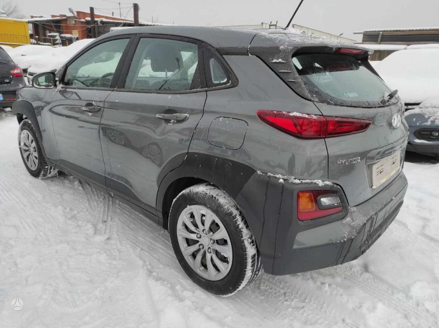 Pelēks Hyundai Kona 2019 Panevēža, ar dzinēja tilpumu 1.00 L un nobraukumu 68 tūkst. km par 5800 €, foto 13 vietnē AUTOMOTO.COM.LV
