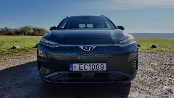Pelēks Hyundai Kona 2019 Kauņa, ar dzinēja tilpumu 0.00 L un nobraukumu 205 tūkst. km par 12900 €, foto 2 vietnē AUTOMOTO.COM.LV