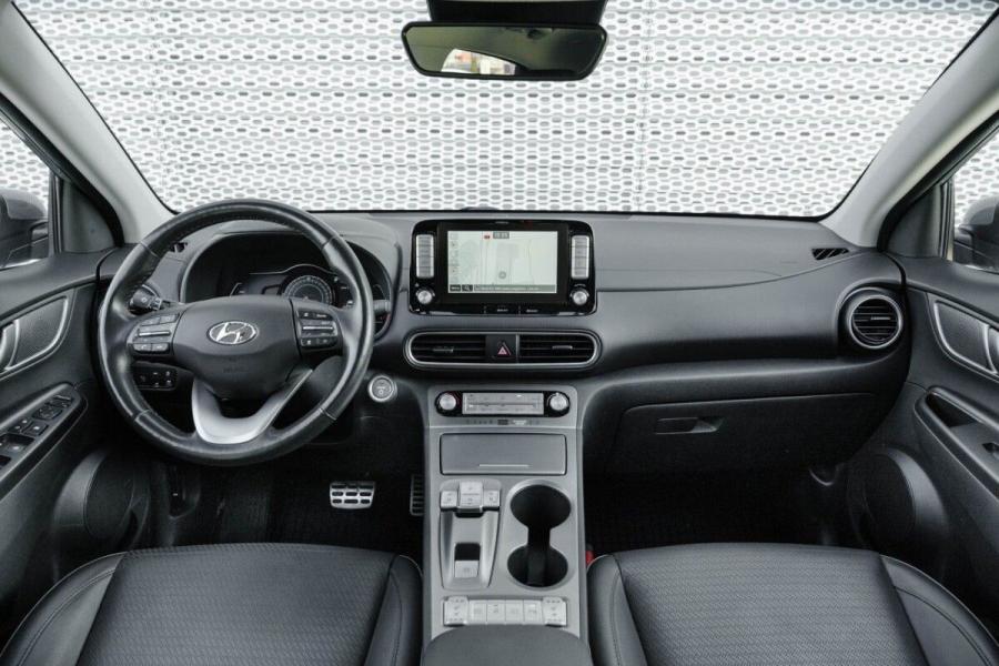 Grey Hyundai Kona 2019 in Marupe, with an engine capacity of 0.00 L and mileage of 99 thousand km for 17550 €, photo 7 on AUTOMOTO.COM.LV
