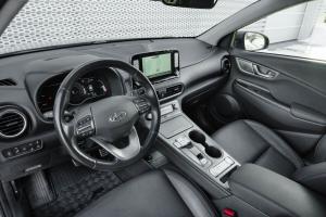 Grey Hyundai Kona 2019 in Marupe, with an engine capacity of 0.00 L and mileage of 99 thousand km for 17550 €, photo 11 on AUTOMOTO.COM.LV