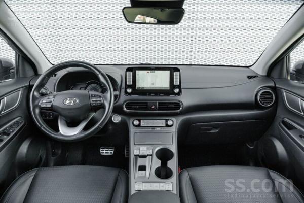 Pelēks Hyundai Kona 2019 Rīga, ar dzinēja tilpumu 1.60 L un nobraukumu 99 tūkst. km par 17550 €, foto 7 vietnē AUTOMOTO.COM.LV