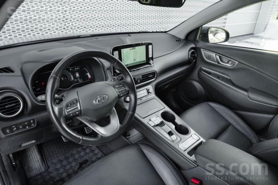 Pelēks Hyundai Kona 2019 Rīga, ar dzinēja tilpumu 1.60 L un nobraukumu 99 tūkst. km par 17550 €, foto 11 vietnē AUTOMOTO.COM.LV
