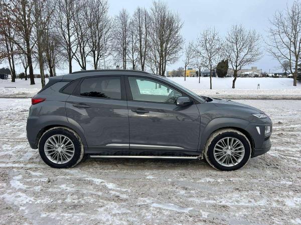 Grey Hyundai Kona 2019 in Taurage, with an engine capacity of 1.60 L and mileage of 43 thousand km for 12900 €, photo 3 on AUTOMOTO.COM.LV