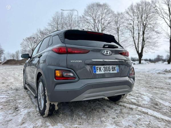 Grey Hyundai Kona 2019 in Taurage, with an engine capacity of 1.60 L and mileage of 43 thousand km for 12900 €, photo 10 on AUTOMOTO.COM.LV