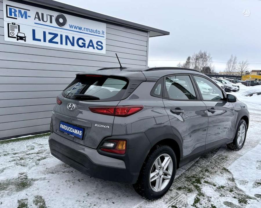 Grey Hyundai Kona 2019 in Panevezys, with an engine capacity of 1.60 L and mileage of 116 thousand km for 9950 €, photo 5 on AUTOMOTO.COM.LV