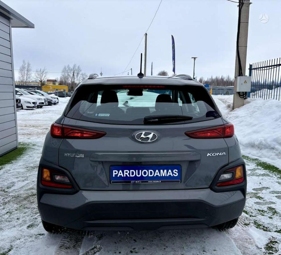 Grey Hyundai Kona 2019 in Panevezys, with an engine capacity of 1.60 L and mileage of 116 thousand km for 9950 €, photo 6 on AUTOMOTO.COM.LV