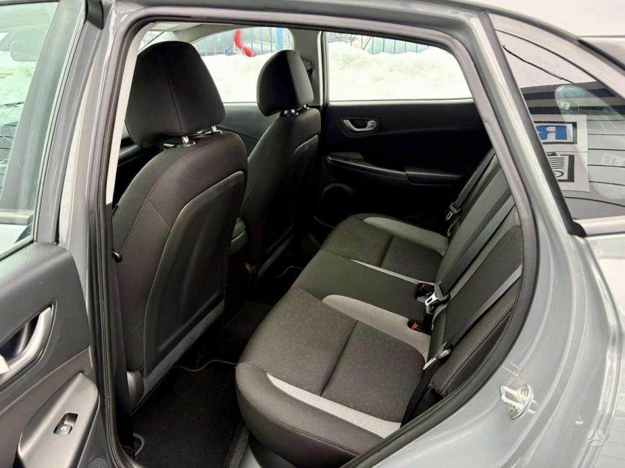 Grey Hyundai Kona 2019 in Panevezys, with an engine capacity of 1.60 L and mileage of 116 thousand km for 9950 €, photo 21 on AUTOMOTO.COM.LV