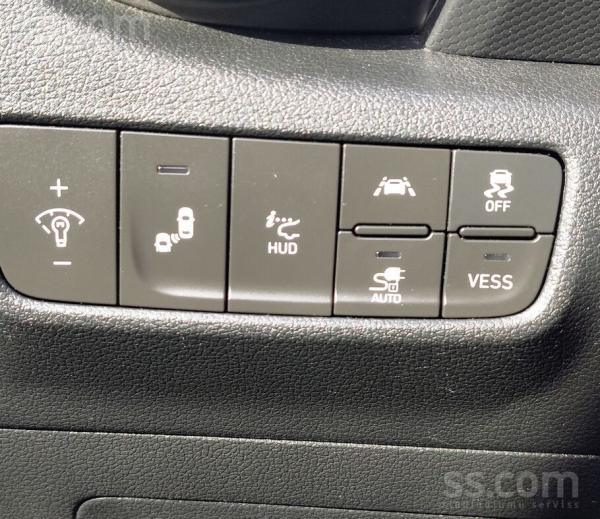 Pelēks Hyundai Kona 2019 Rīga, ar dzinēja tilpumu 0.00 L un nobraukumu 236 tūkst. km par 16000 €, foto 10 vietnē AUTOMOTO.COM.LV