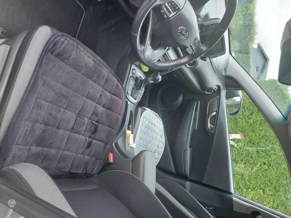 Grey Hyundai Kona 2019 in Vilnius, with an engine capacity of 1.59 L and mileage of 84 thousand km for 13500 €, photo 6 on AUTOMOTO.COM.LV