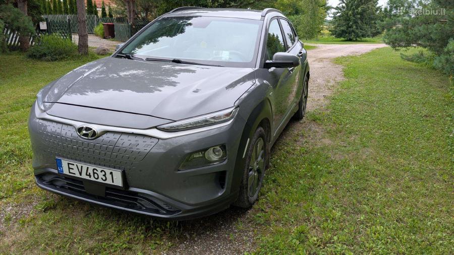 Pelēks Hyundai Kona 2019 Klaipėda, ar dzinēja tilpumu 0.00 L un nobraukumu 159 tūkst. km par 17000 €, foto 3 vietnē AUTOMOTO.COM.LV