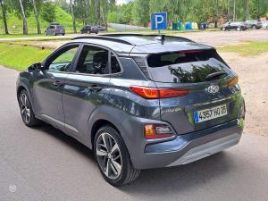 Grey Hyundai Kona 2019 in Taurage, with an engine capacity of 1.60 L and mileage of 193 thousand km for 11499 €, photo 5 on AUTOMOTO.COM.LV