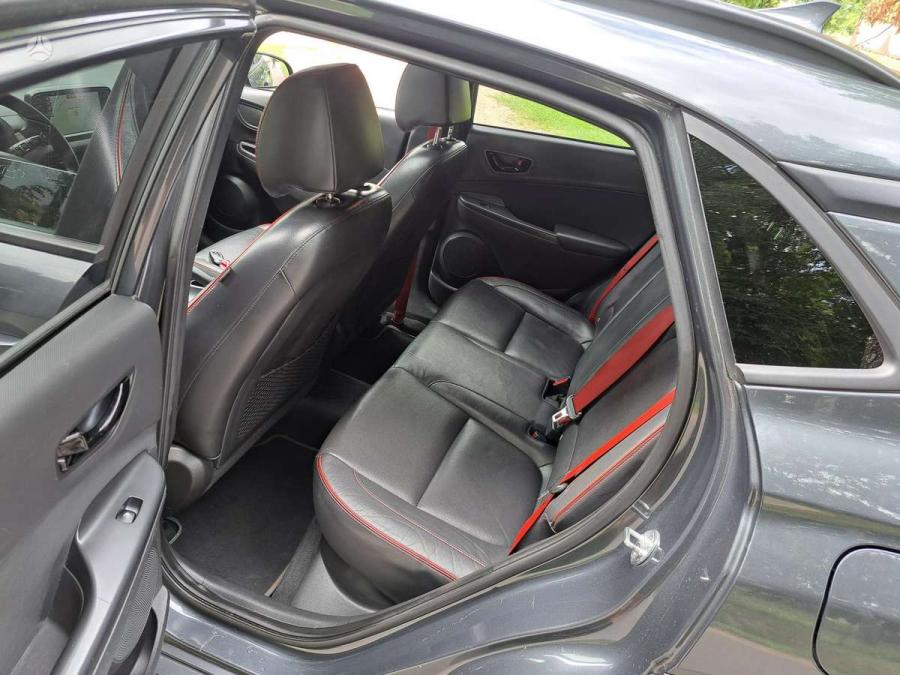 Grey Hyundai Kona 2019 in Taurage, with an engine capacity of 1.60 L and mileage of 193 thousand km for 11499 €, photo 13 on AUTOMOTO.COM.LV