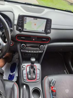 Grey Hyundai Kona 2019 in Taurage, with an engine capacity of 1.60 L and mileage of 193 thousand km for 11499 €, photo 15 on AUTOMOTO.COM.LV