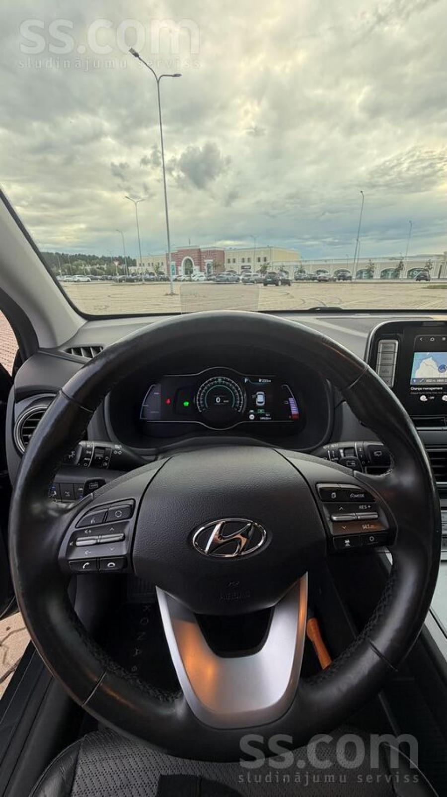 Grey Hyundai Kona 2019 in Riga, with an engine capacity of 0.00 L and mileage of 150 thousand km for 17200 €, photo 10 on AUTOMOTO.COM.LV