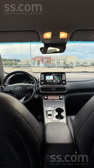 Grey Hyundai Kona 2019 in Riga, with an engine capacity of 0.00 L and mileage of 150 thousand km for 17200 €, photo 17 on AUTOMOTO.COM.LV
