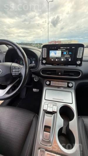 Grey Hyundai Kona 2019 in Riga, with an engine capacity of 0.00 L and mileage of 150 thousand km for 17200 €, photo 20 on AUTOMOTO.COM.LV