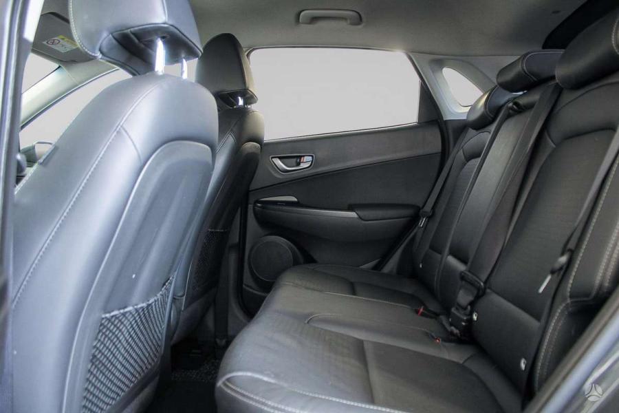 Pelēks Hyundai Kona 2019 Kauņa, ar dzinēja tilpumu 1.60 L un nobraukumu 194 tūkst. km par 12490 €, foto 9 vietnē AUTOMOTO.COM.LV