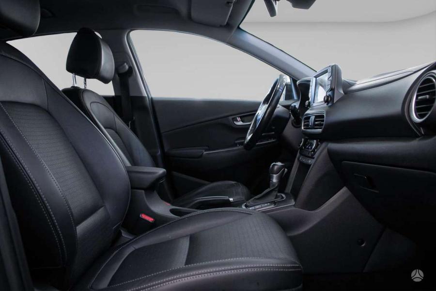 Pelēks Hyundai Kona 2019 Kauņa, ar dzinēja tilpumu 1.60 L un nobraukumu 194 tūkst. km par 12490 €, foto 12 vietnē AUTOMOTO.COM.LV